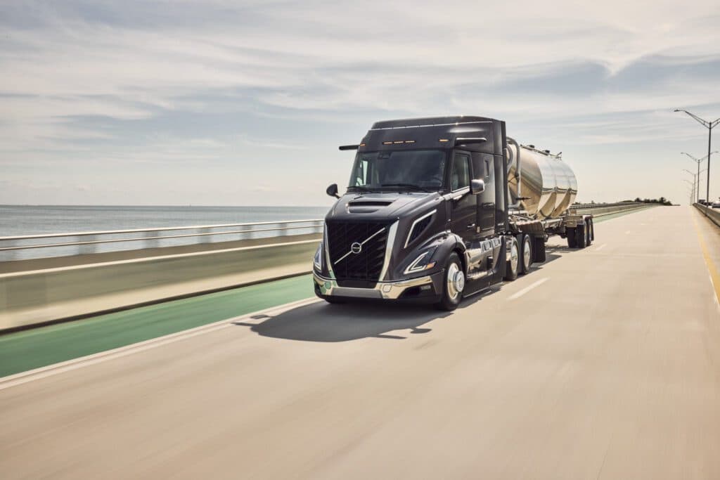Volvo Trucks | TEC Equipment