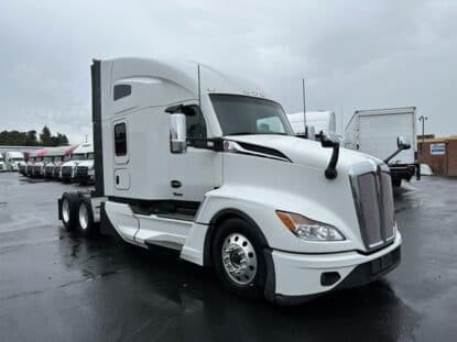 Used Semi Trucks for Sale | TEC Equipment